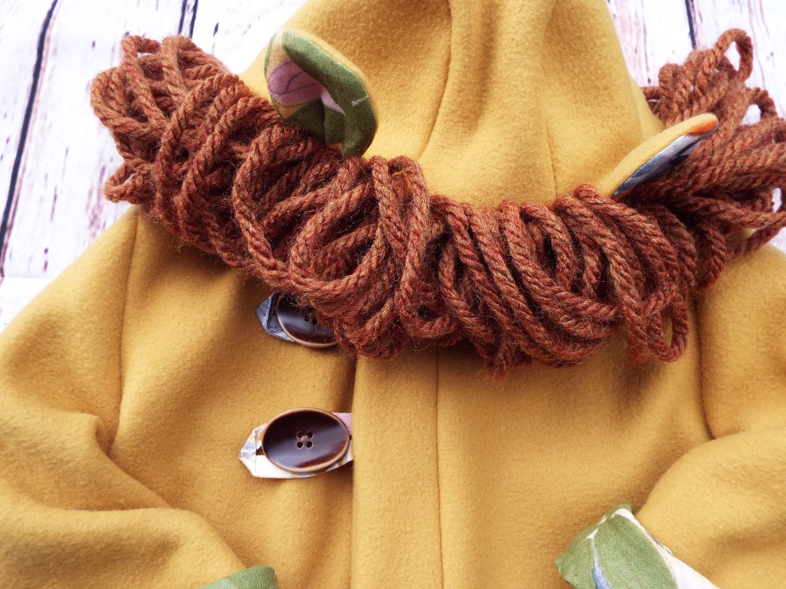 Vixens Thread : Lion Coat