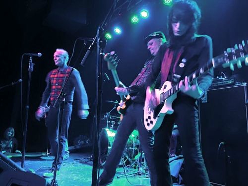 There's Something Hard in There: Shattered Faith: Tight-knit 'Saviors ...