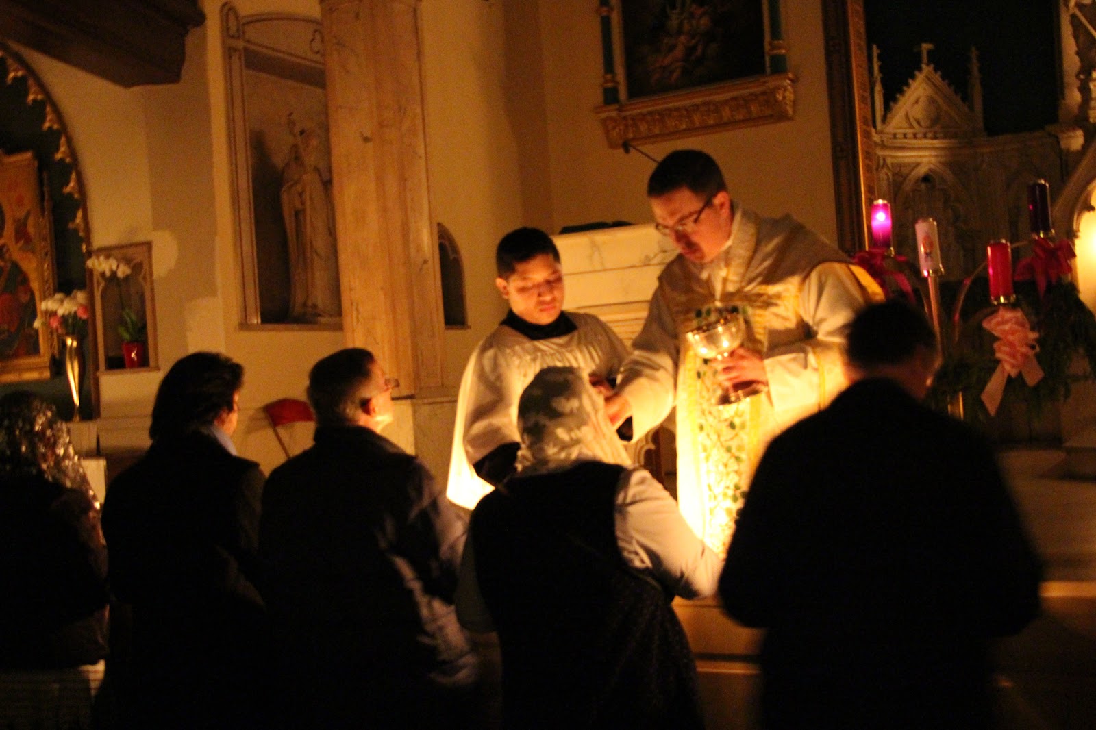 Traditional † Catholicism: Rorate Masses at Holy Innocents (NYC ...