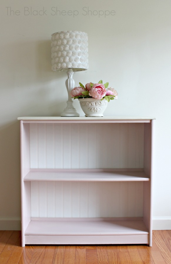 Easy Peasy Bookcase Makeover