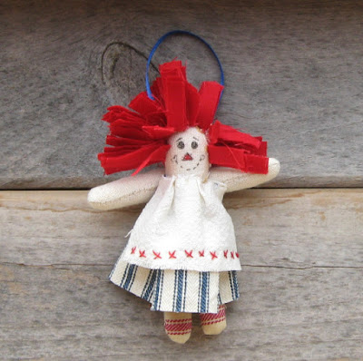 Better Budgeting: Homemade Christmas Ornaments: Rag Doll