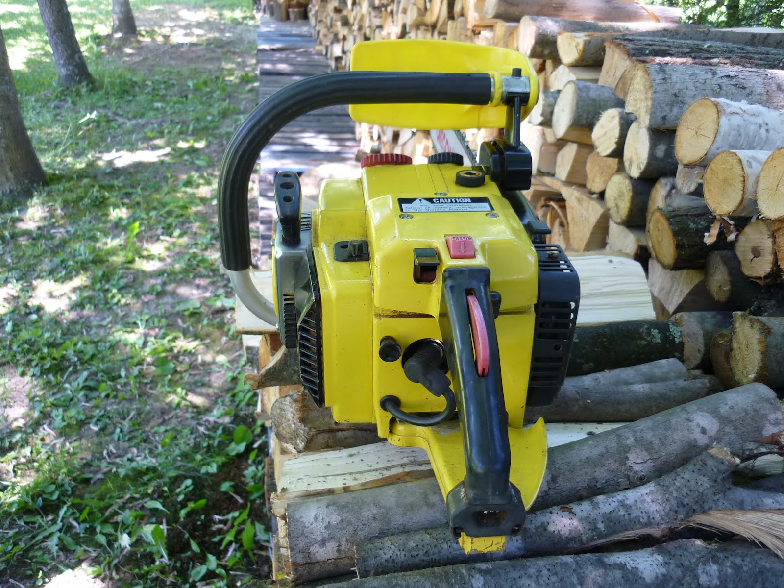 VINTAGE CHAINSAW COLLECTION: JOHN-DEERE 60V (KIORITZ).