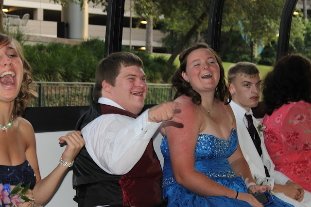 COVERiNG the MiLES: LOST POST: Cody & Jeannie Go To Prom