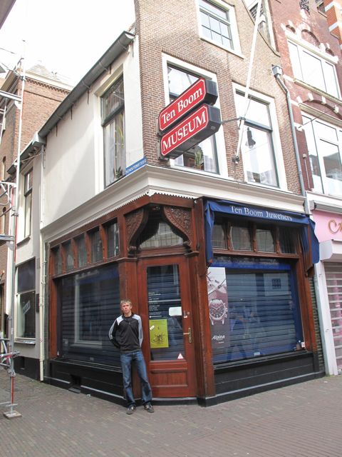 ParadoxUganda: The Remarkable Journey of Caleb and Jennifer