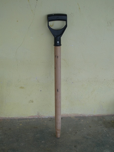 TanamSendiri.com -- Grow Your Own: Alatan -- Kayu Tugal