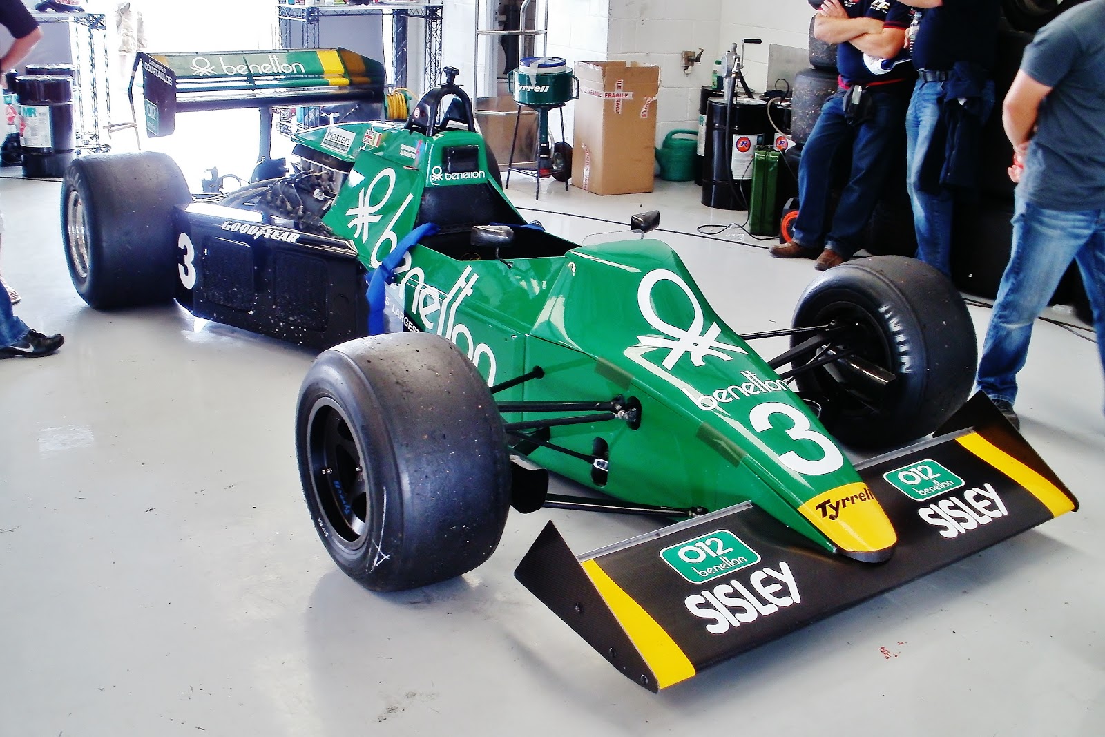 Ferraris and Other Things: Tyrrell 012