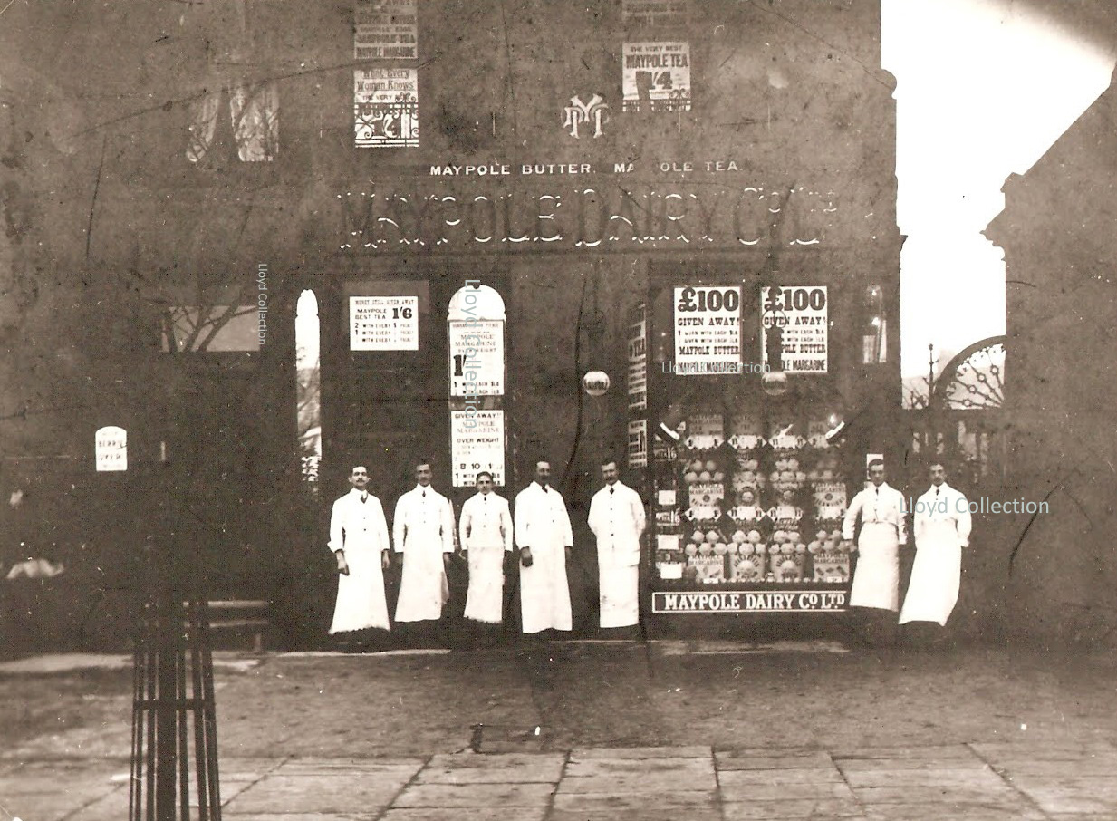 Andrew Simpson: Shopping at the Maypole store in 1920 on Wilbraham Road