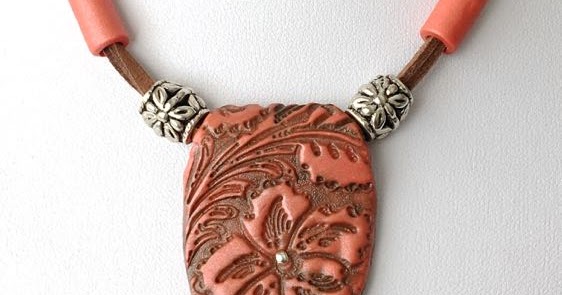 Polymer Clay Necklace Tutorial with Inbuilt Bail / The Beading Gem