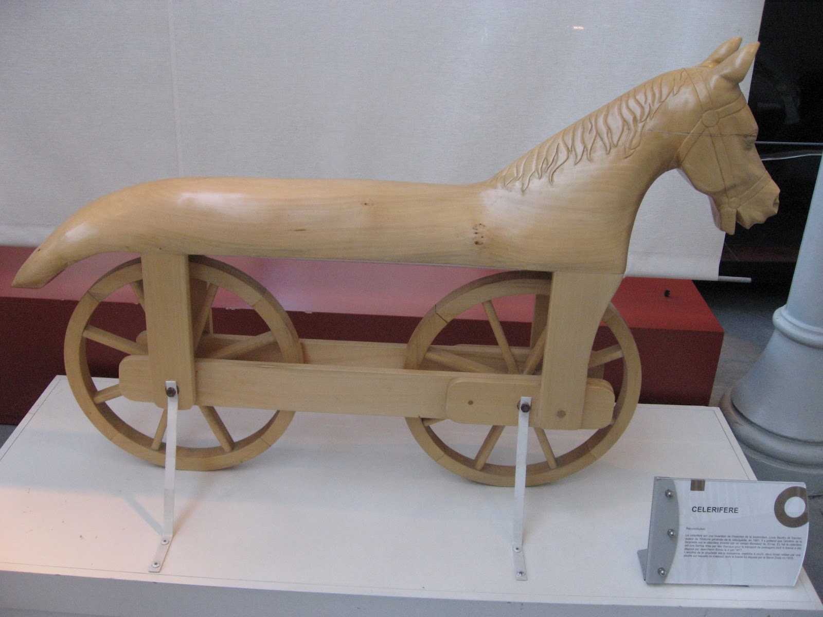 Thouars Encore: Châtellerault Motor Museum