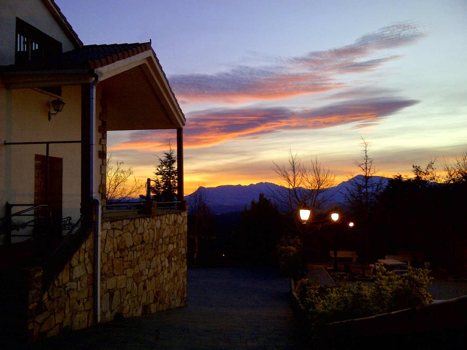 Albergue de Berzosa: OS INVITAMOS A DIFRUTAR DE LOS COLORES DEL OTOÑO ...