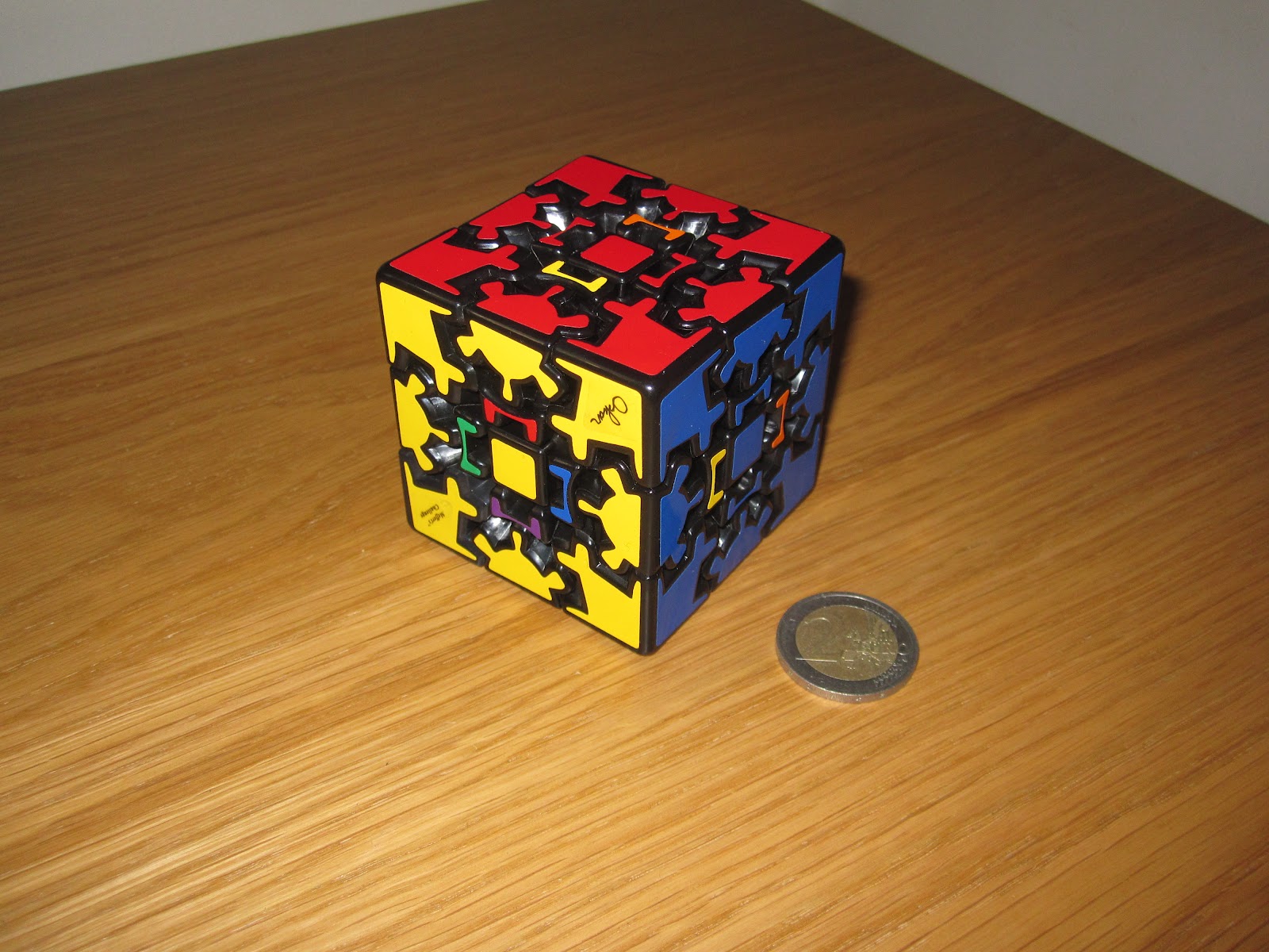 Puzzle Paradox: Gear Cube (Oskar)