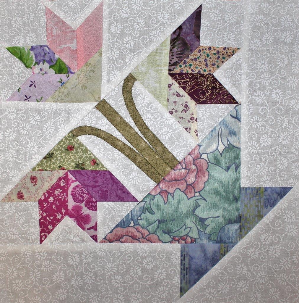 Sarah Lynn's Quilting: Another 7 Carolina Lily Blocks