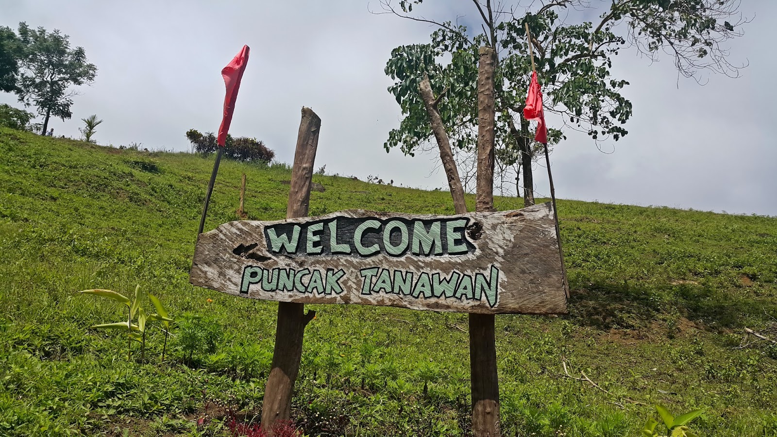 ohmygoggles: Puncak Tanawan: overseeing the city