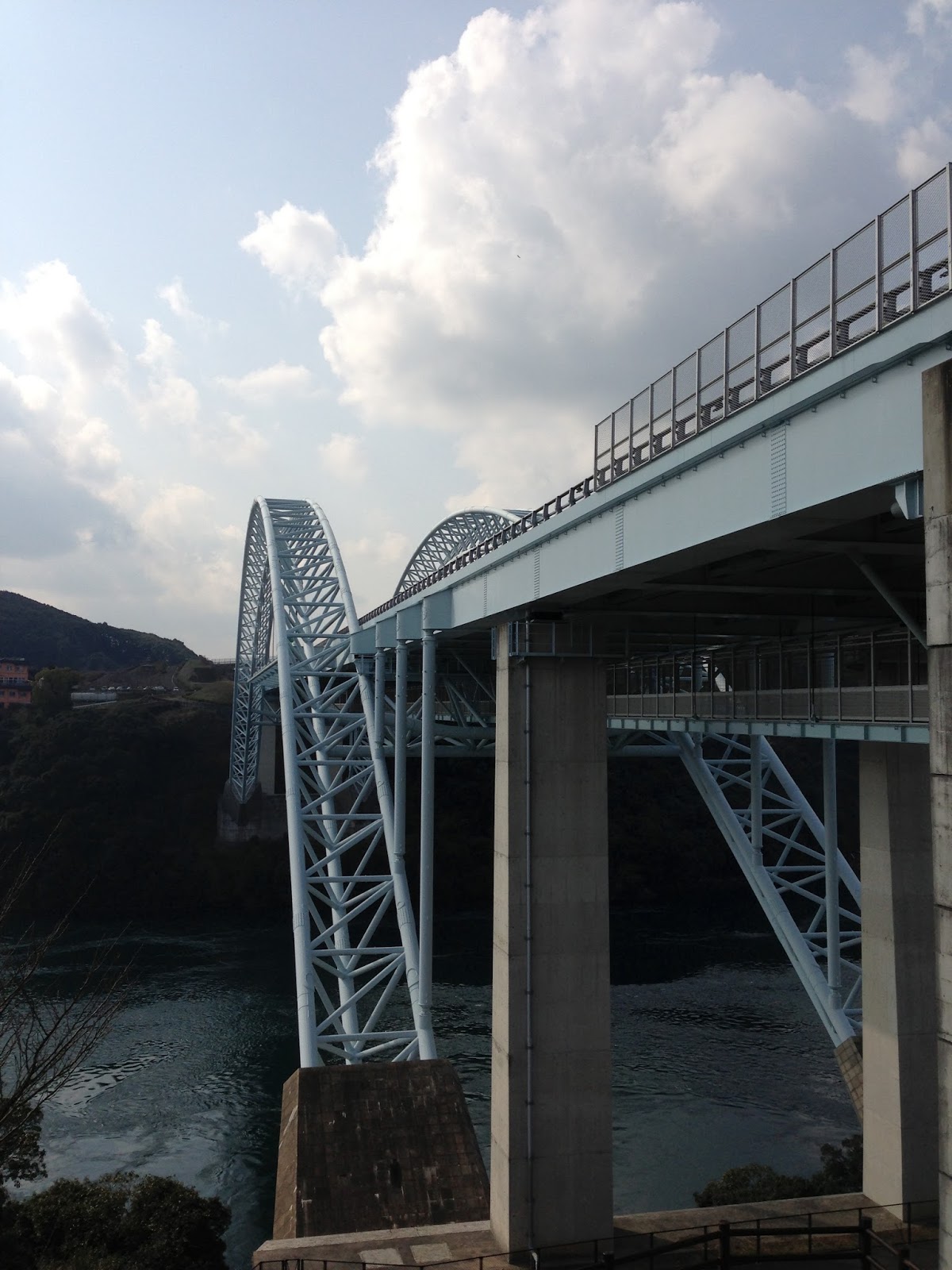 Dream Tours Japan: Saikai Bridge: Sasebo, Nagasaki Prefecture