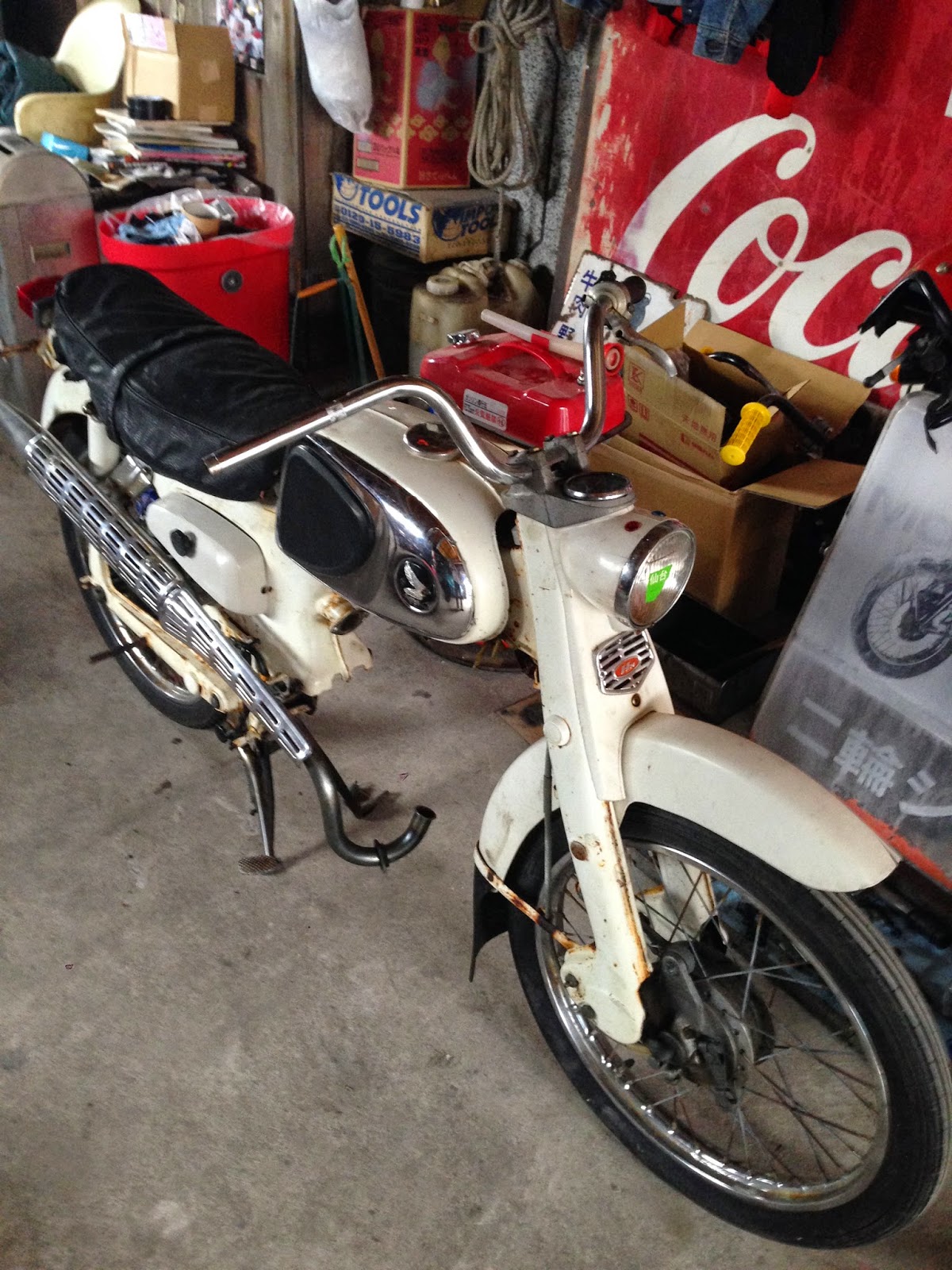 slow life 1947: HONDA C115 & CA110