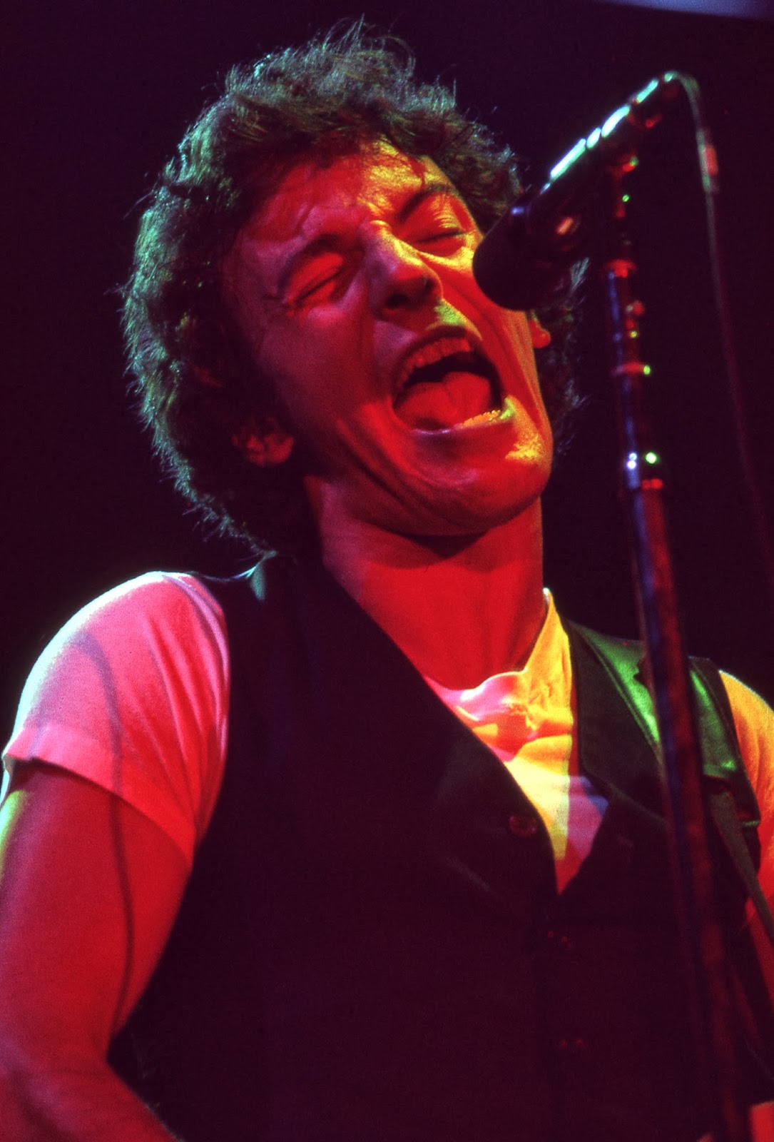 Dancing to Sculpture: Bruce Springsteen, Santa Clara University ...