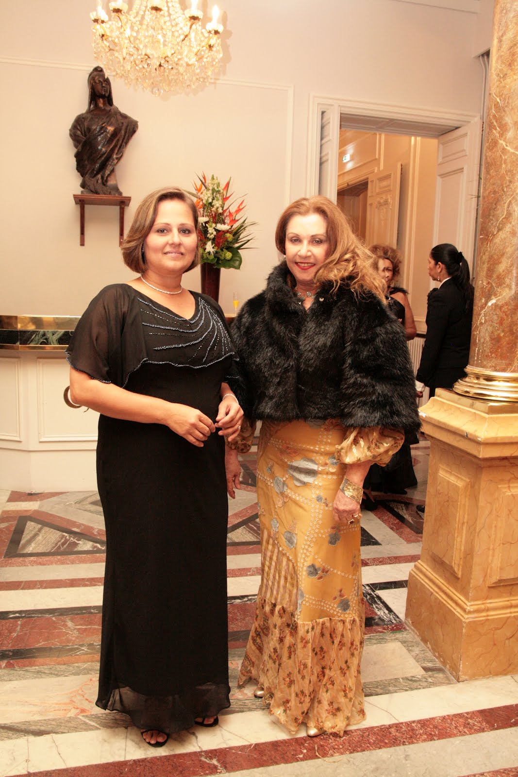 Diva Pavesi Blog: Diva Pavesi reune 103 Brasileiros em Noite de Gala em ...