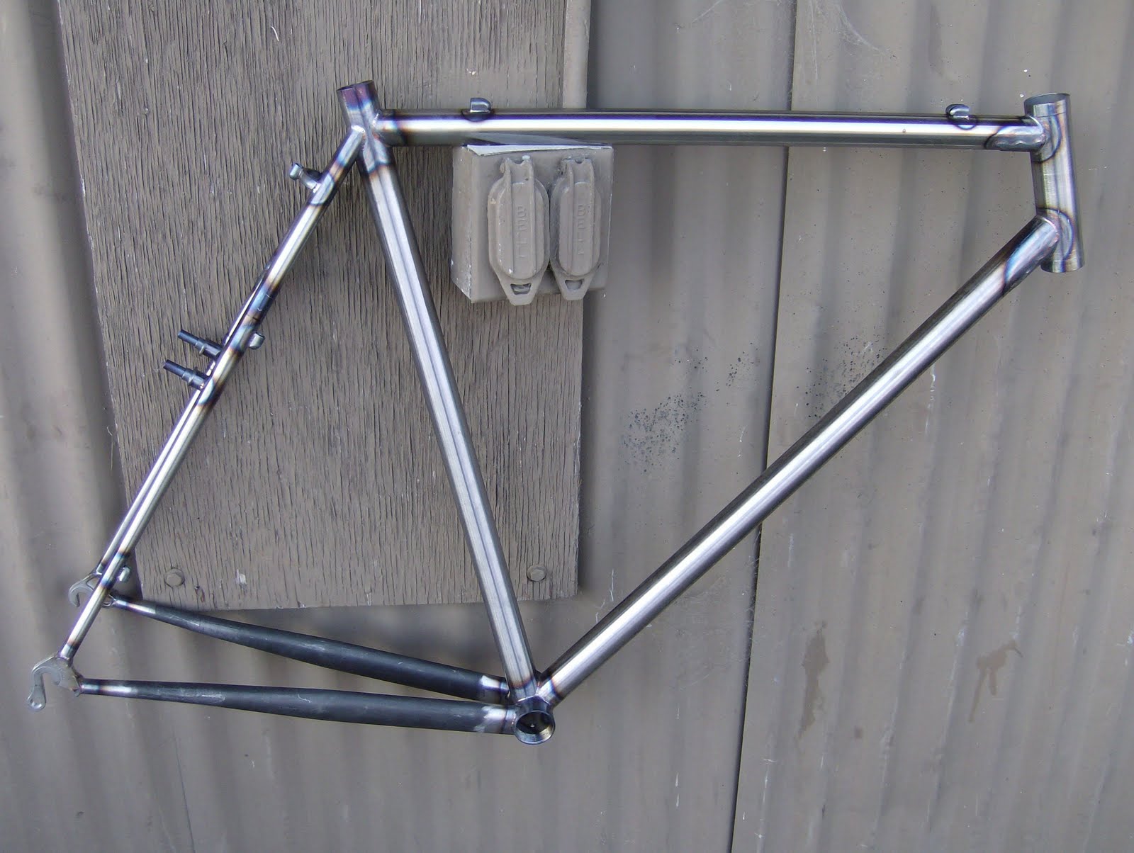 6 Mil Clear Poly Tubing: Triangular Steel Tubing