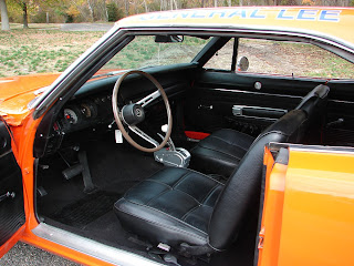 GENERAL LEE: inside view