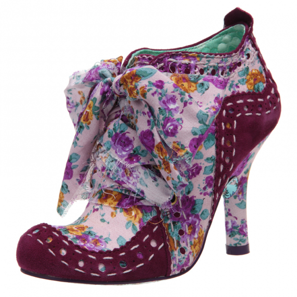 Vintage Pixie: Shoes, glorious (Irregular) shoes!