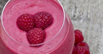 Eye For Design: Decorating With The Color Raspberry