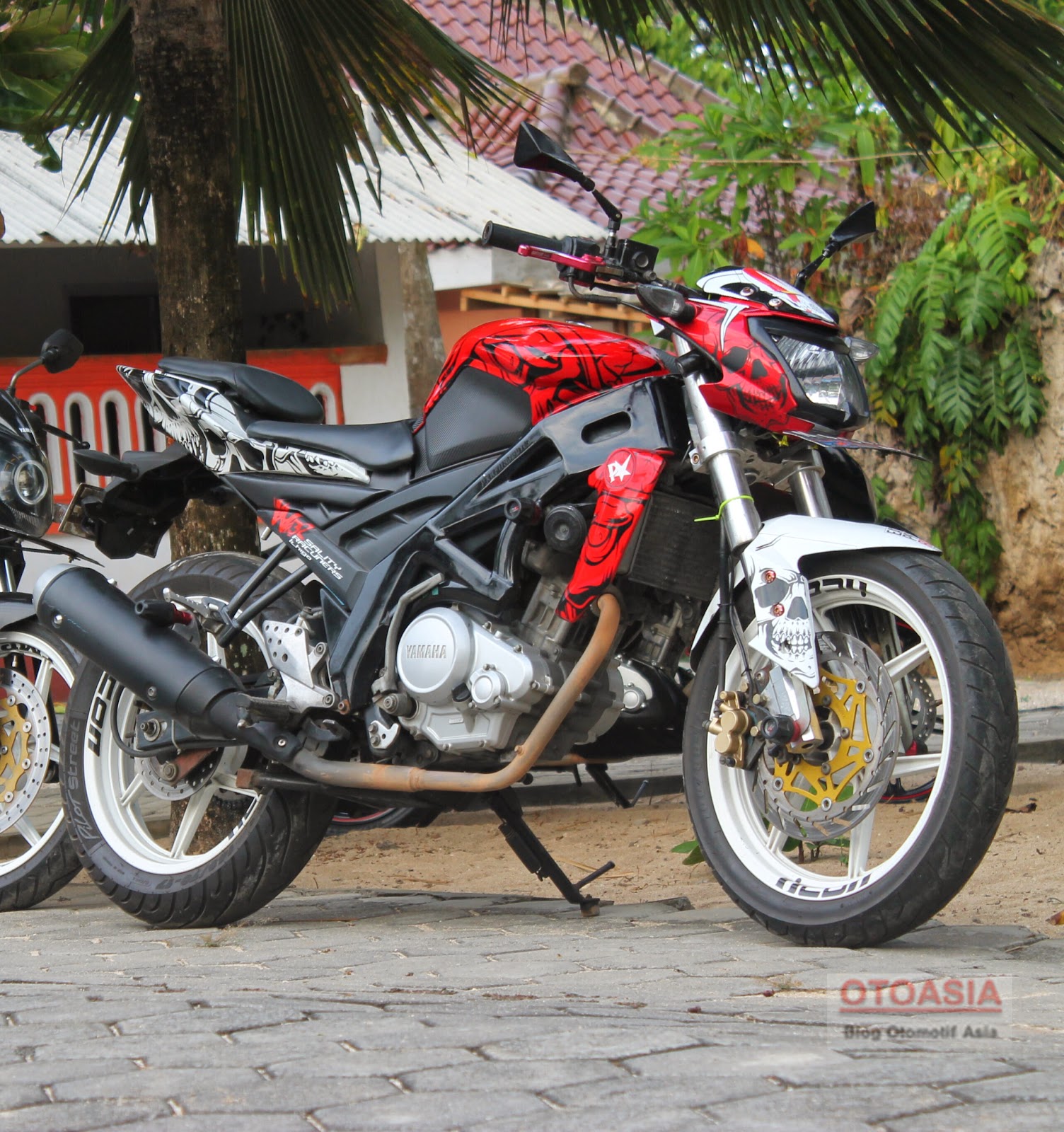 Ide Baru 10+ Modif Motor Klasik Eropa