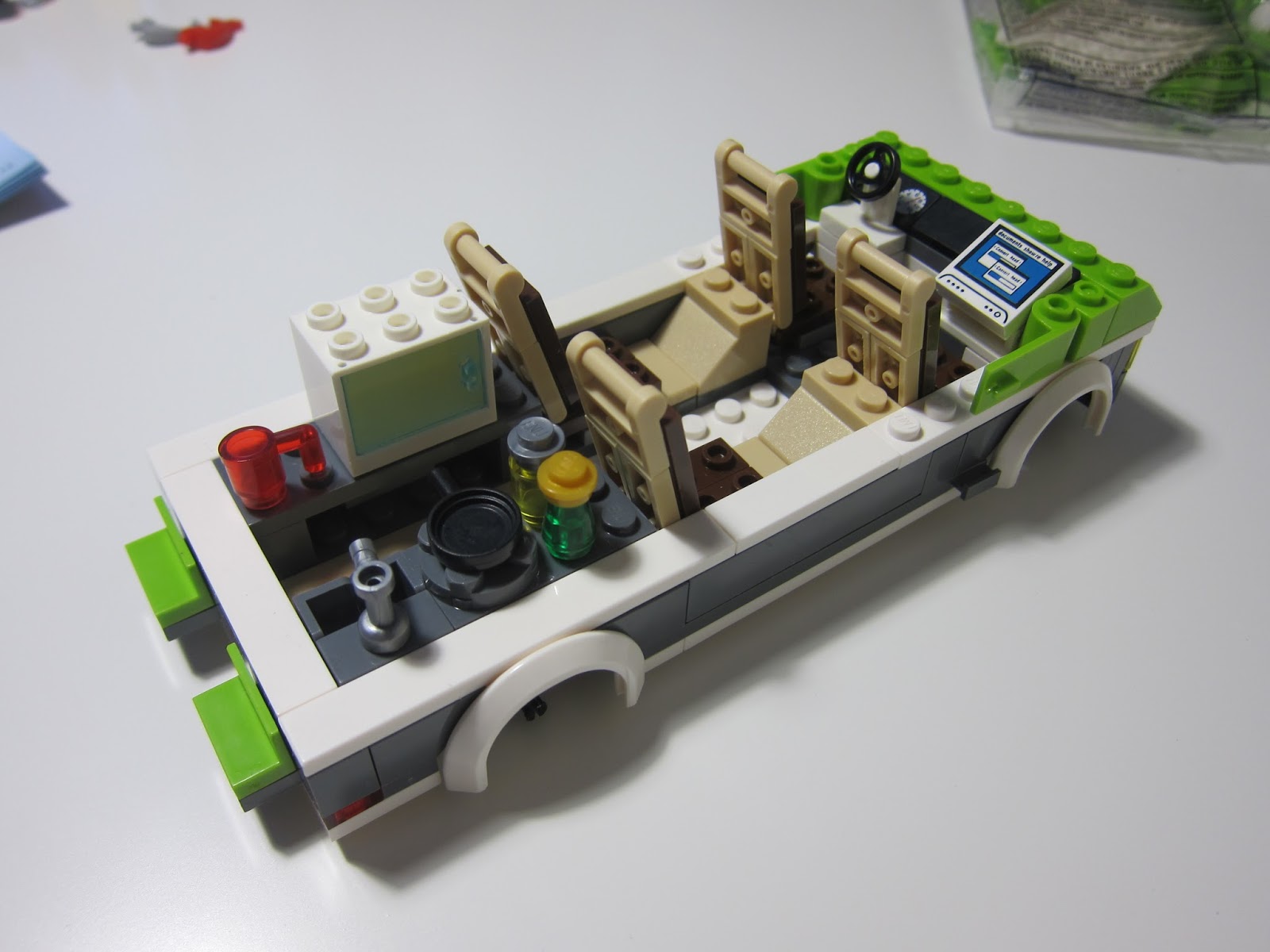 It's Not Lego: Enlighten 1120 Not Lego Camper Truck Set Review