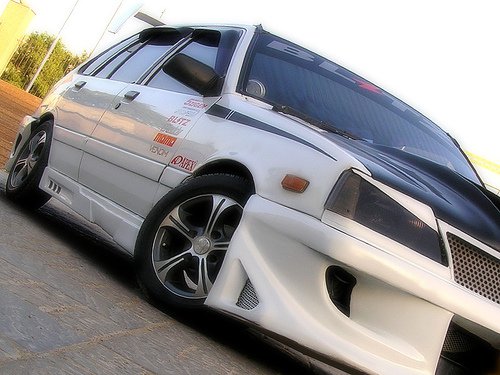 Riders Meeting: Suzuki Khyber 1997 White Awesome Modification