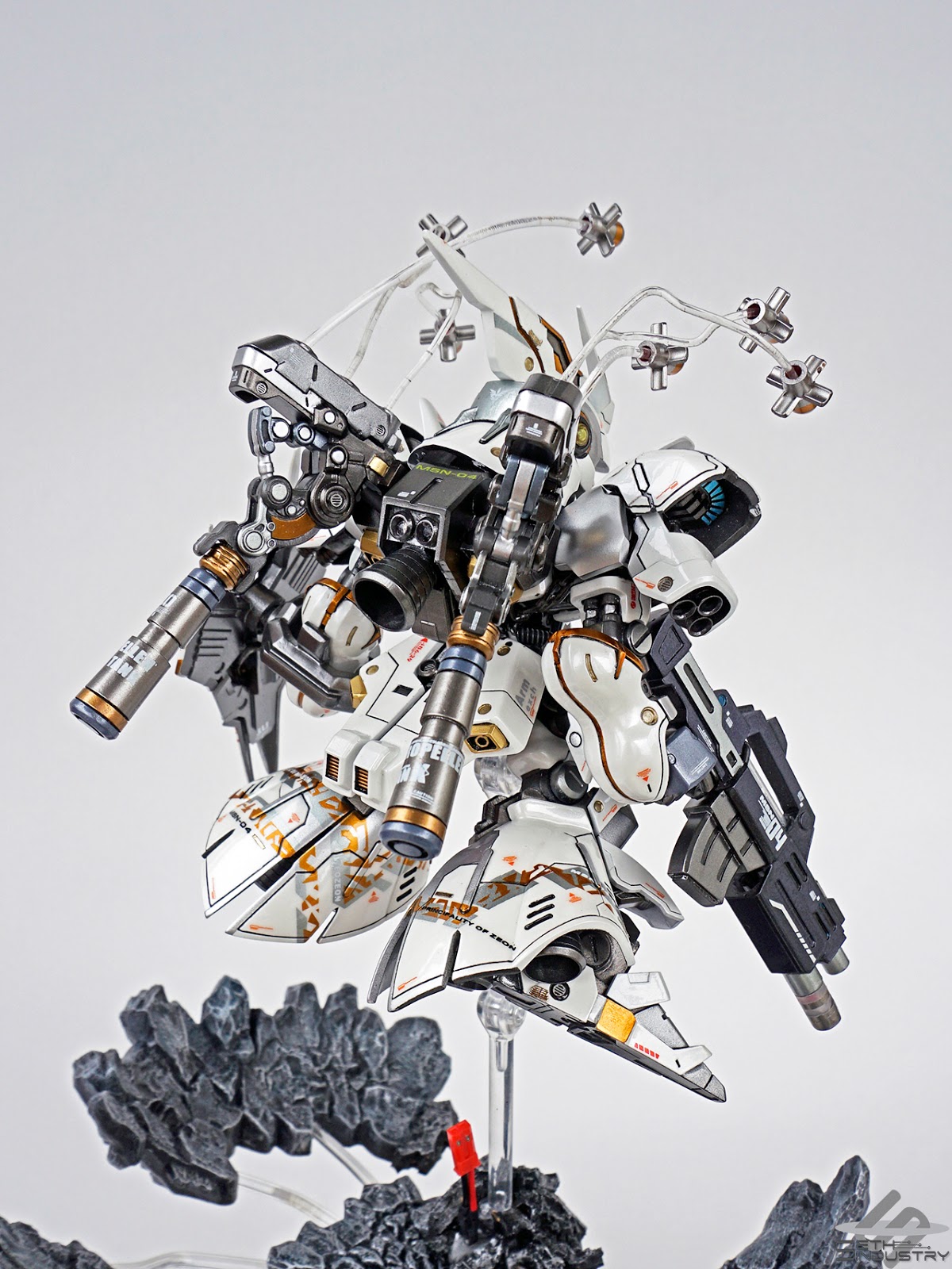 Custom Build: SD Resin Kit Sazabi Arch Angel