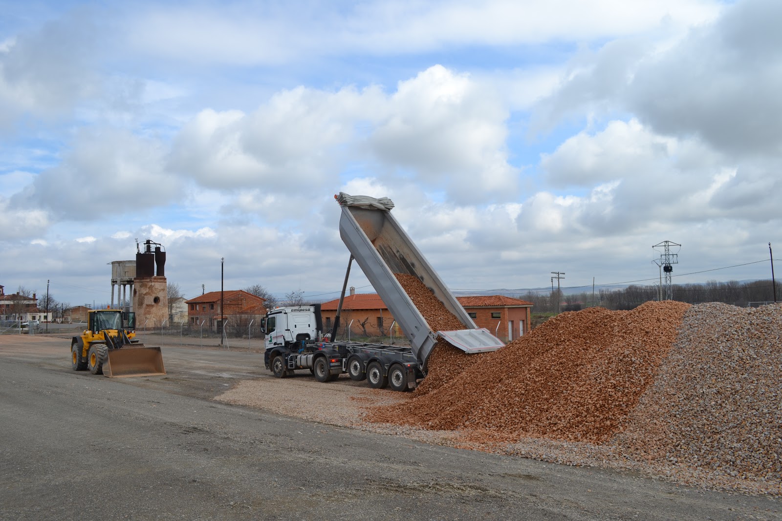 Se inician los tráficos de balasto desde Caminreal al Corredor Mediterráneo