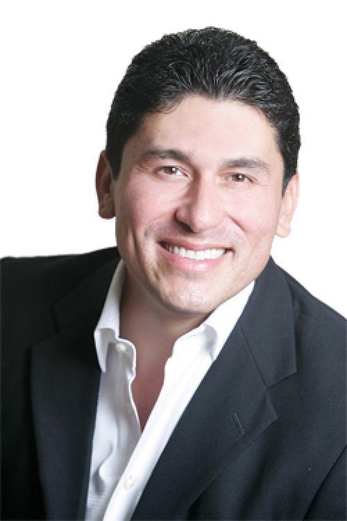 Artistas del momento: César Lozano