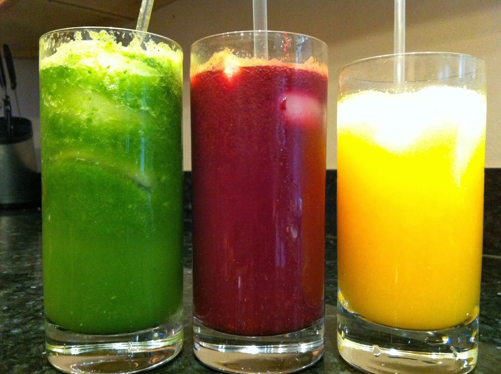 Our Thoughts, Your Eyes...: 3 Spring Juices