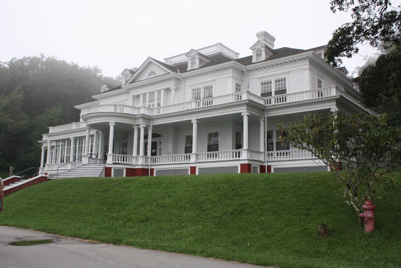 Mitchells on the trail: Moses H. Cone Memorial Park