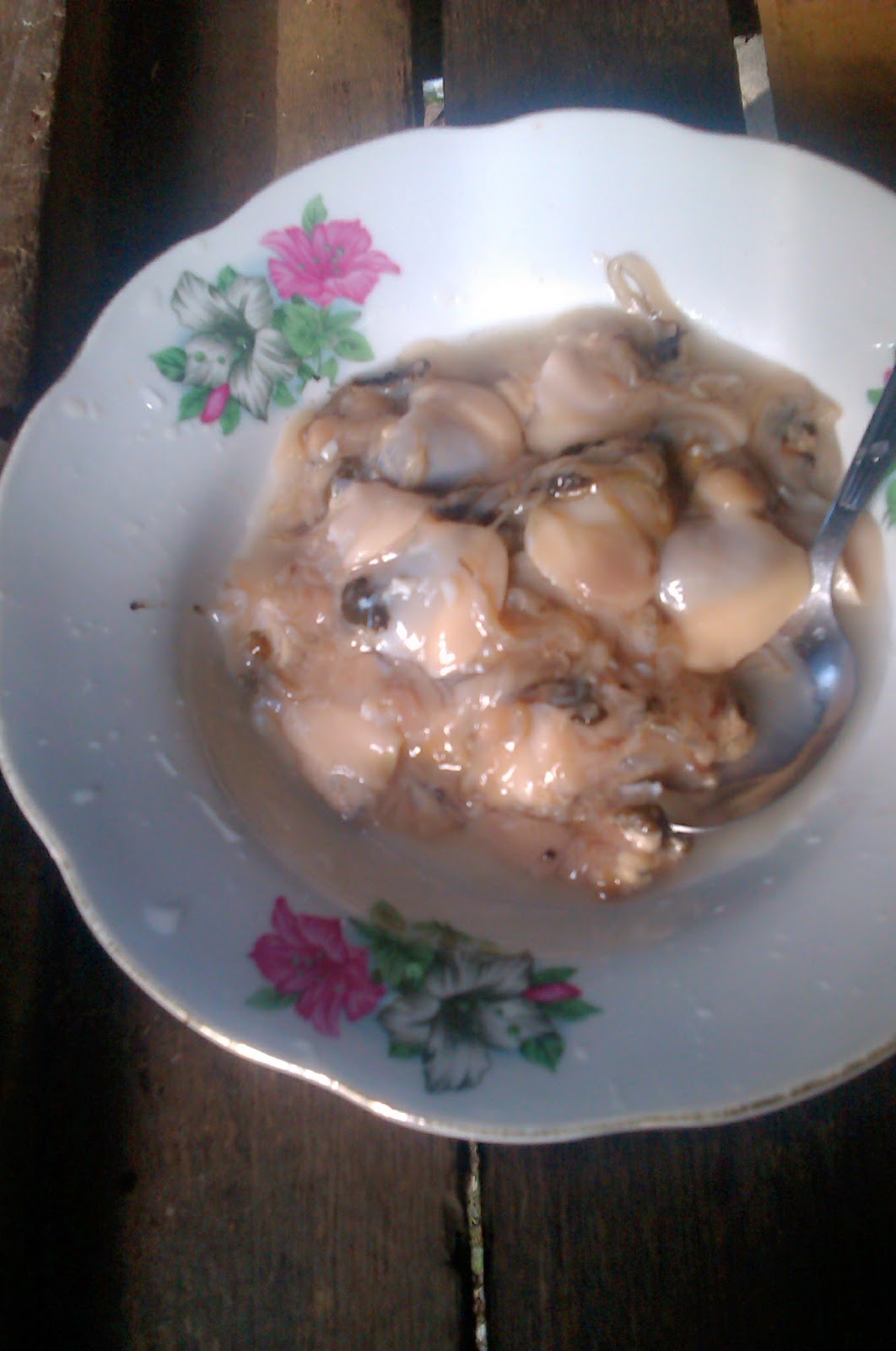 Pertama Kali Makan Lokan | Solehah Shamsuddin