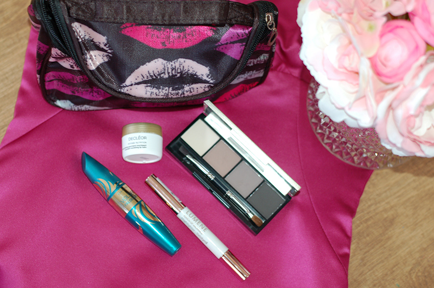 Kaisa Selde - What`s in her makeup bag? | Stellarium