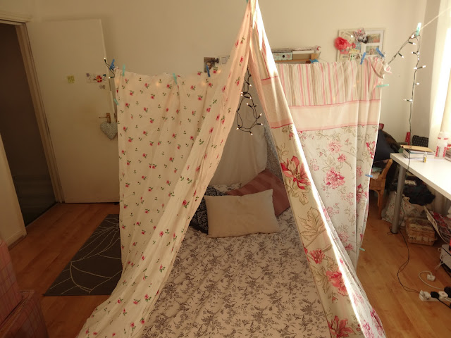 Trends With Benefits: DIY: Indoor Den