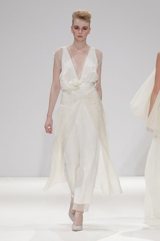 Modas y Modelos: En Londres los Mejores Vestidos de Danilo Gabrielli ...