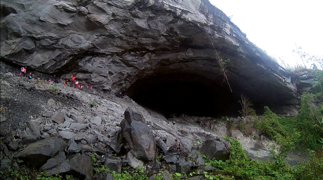 PUKZING PUK (CAVE)