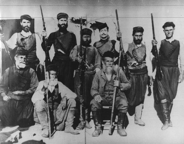 SADENTREPESE-ΣΑΔΕΝΤΡΕΠΕΣΑΙ !!!: ΤΑ ΟΠΛΑ ΣΤΗΝ ΚΡΗΤΗ ΤΟΤΕ ΚΑΙ ΤΩΡΑ