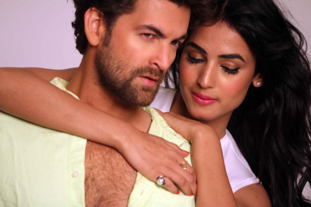 Sonal Chauhan & Neil Nitin Photo Shoot For 3G Movie | Bollywood News