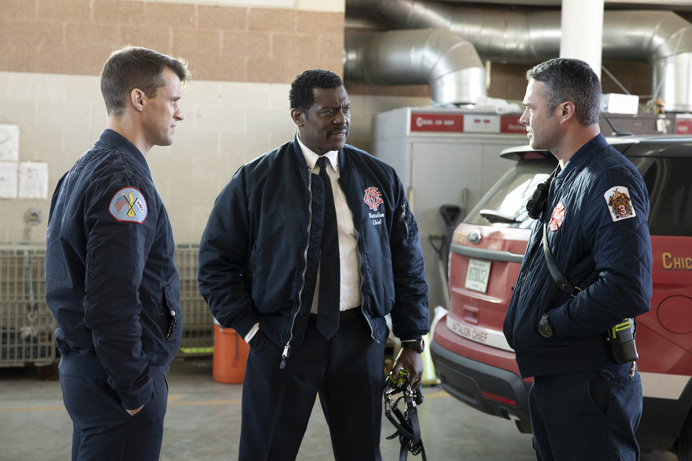 I Like to Watch TV: Chicago Fire "51's Original Bell" Photos