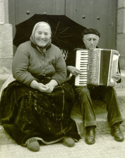 Bartolo das Aceas : OS CANTOS DE CEGO NA MARIÑA