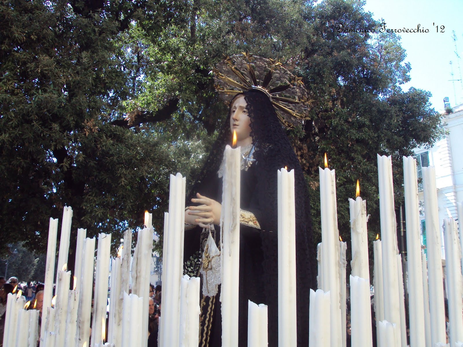 Voci e colori del Sud: La Processione della Desolata a Bitonto