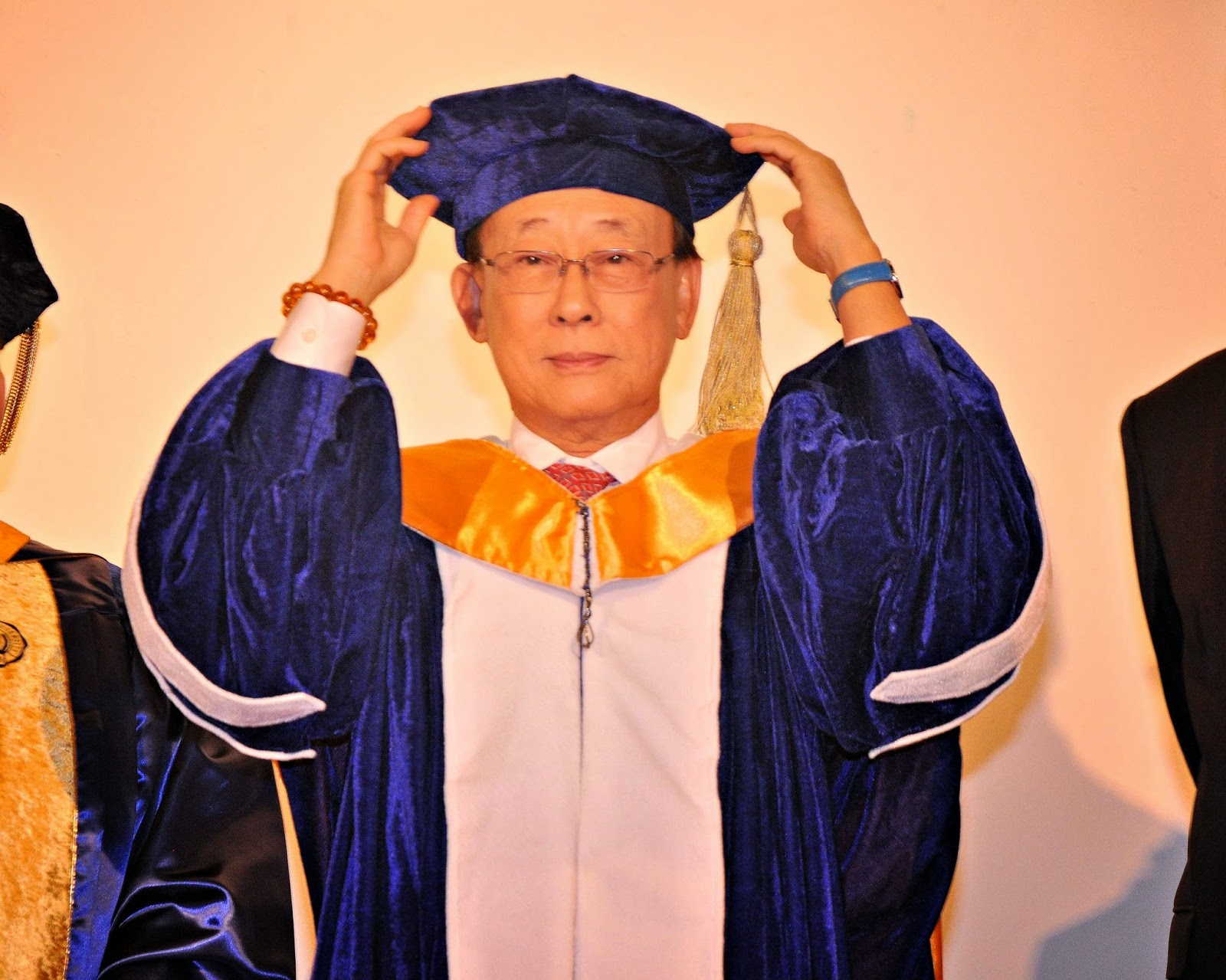 BEAUTIFUL MANILA: McDonald’s Philippines Chairman & Founder George T ...