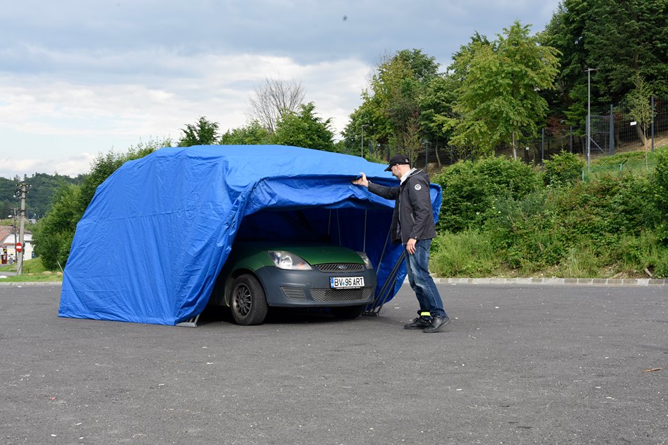 Mașină, bibelou de porțelan ~ Blogul Cruellei