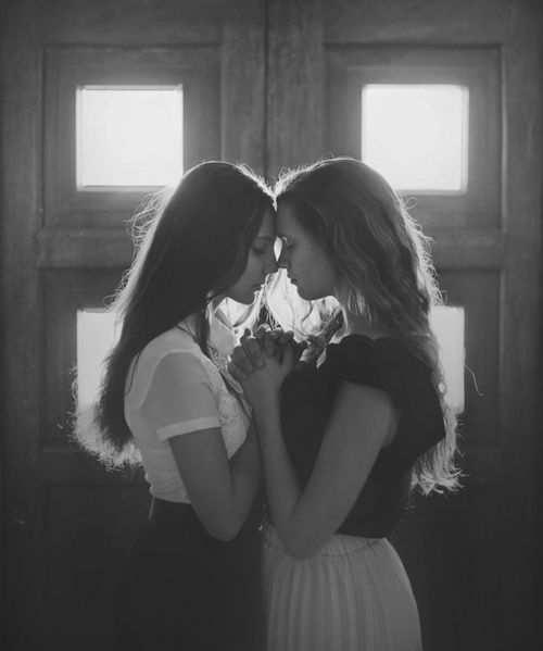 صور اخوات روعة