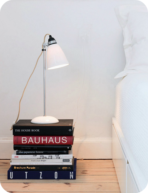 A good read deserves a good home - living with books - Hello Peagreen