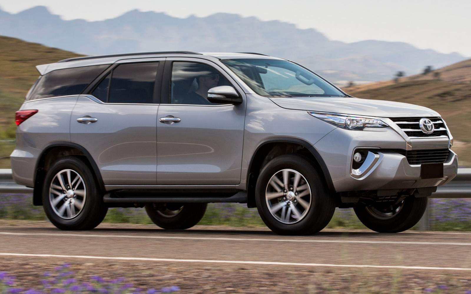 Toyota Hilux Sw4 2016