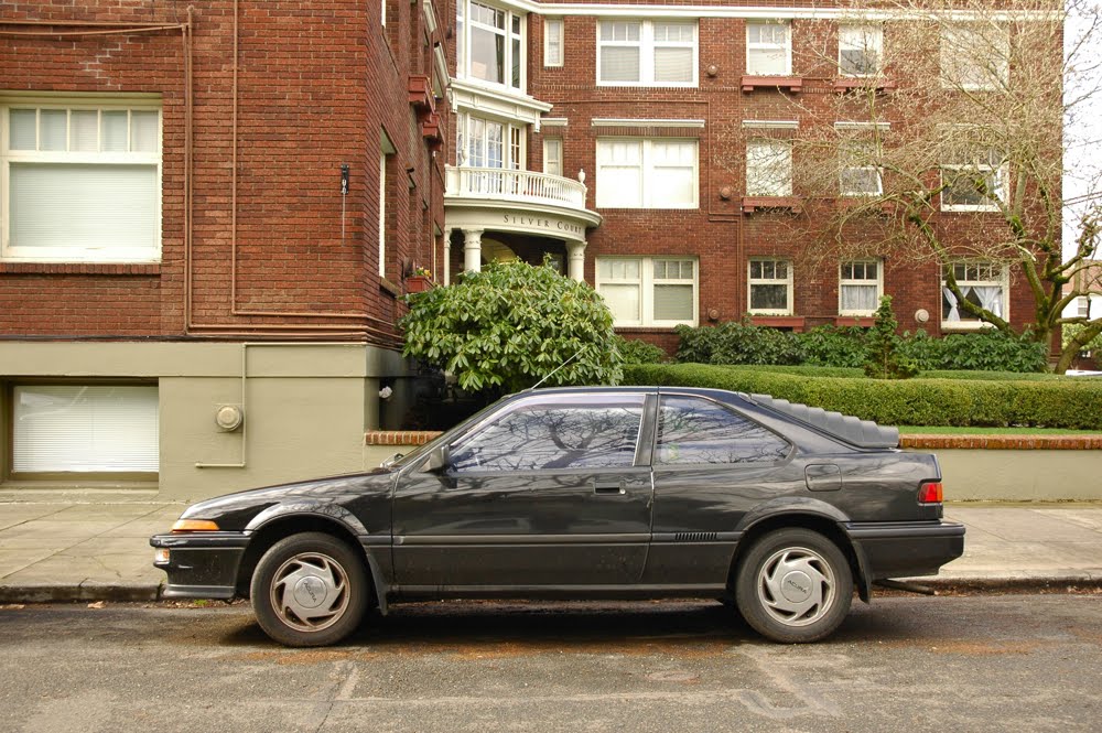 OLD PARKED CARS.: 1986 Acura Integra LS.