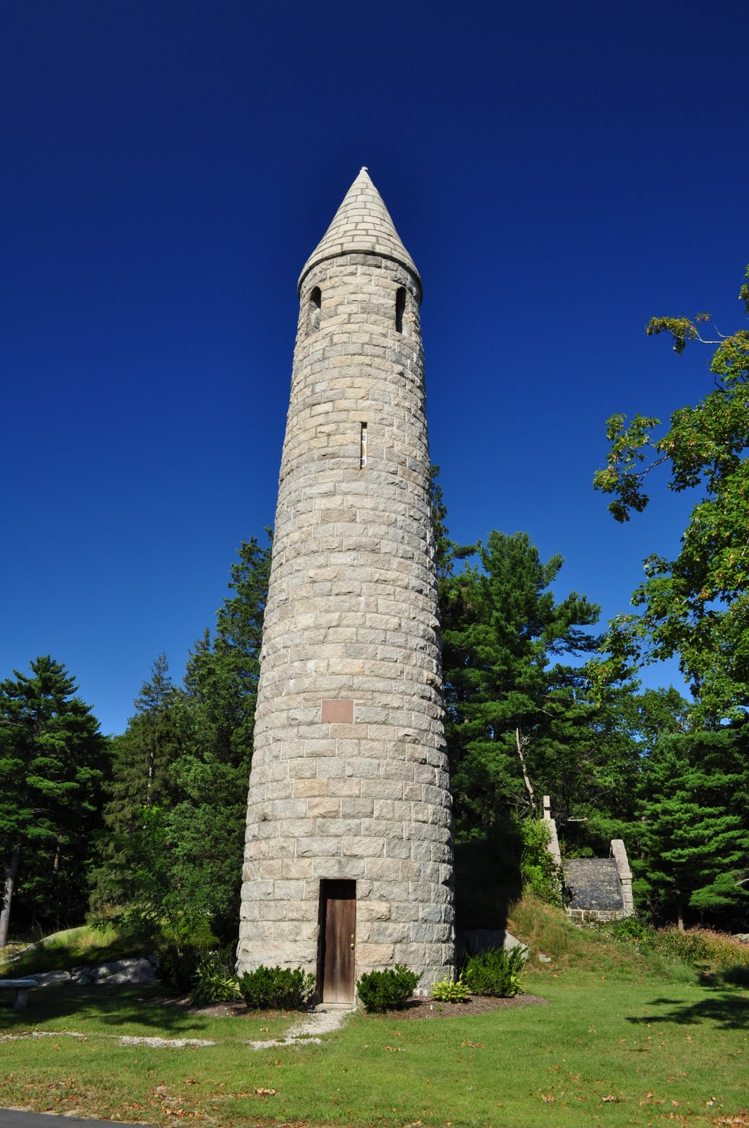 Stone Towers In New England